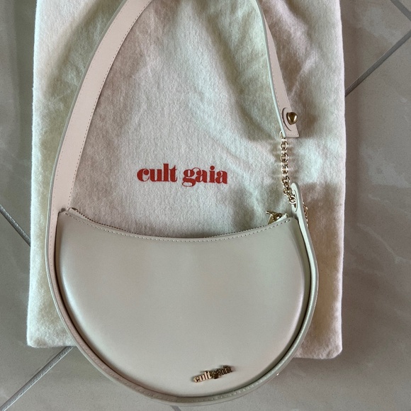 cult gaia | Bags | 2383 Cult Gaia Nadia Leather Shoulder Bag In Neutral ...